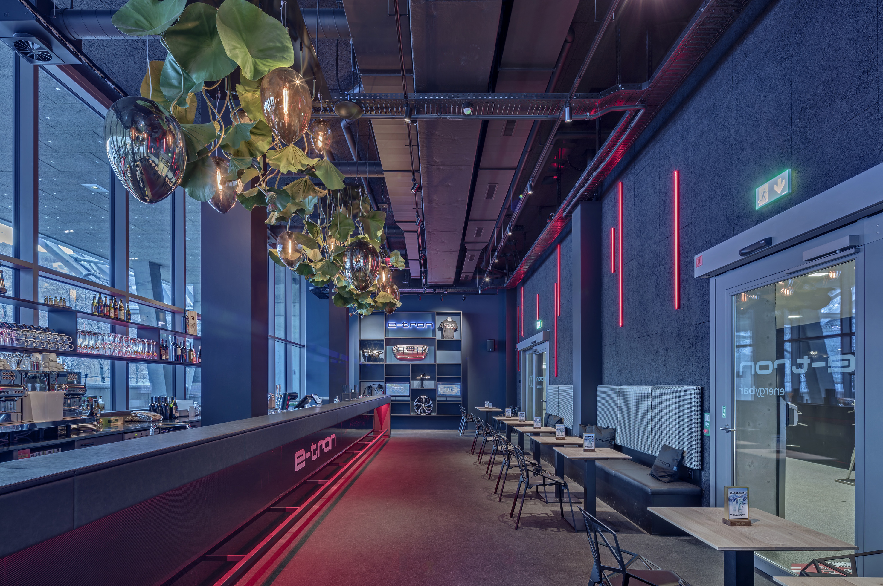 E-Tron Energy Bar: A luxury Audi lounge at the heart of the Swiss Alps ...